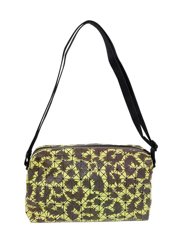 Issey Miyake Geometric-patterned Shoulder Bag - Yellow