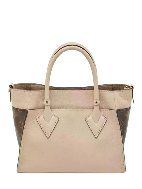 LOUIS VUITTON On My Side Tote Bag - Neutrals
