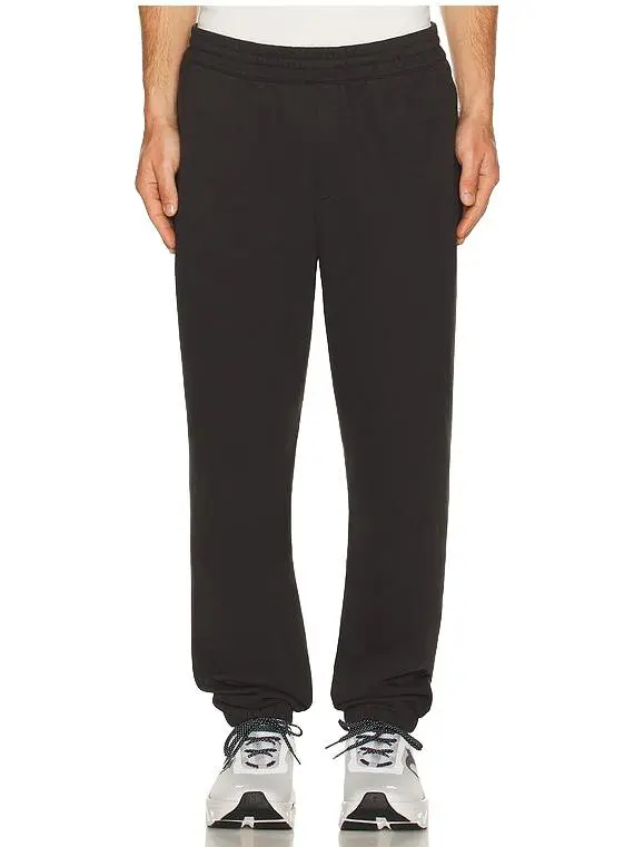 Beyond Yoga Luxefleece Jogger In Brown - Slate Brown