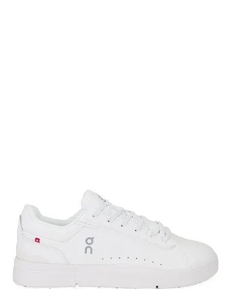 On The Roger Advantage Sneakers - White