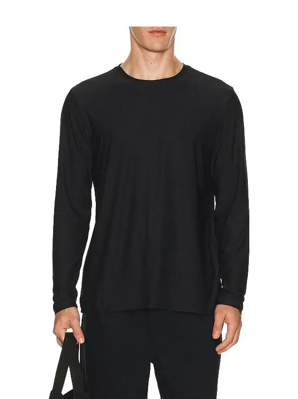 Beyond Yoga Featherweight Always Beyond Long Sleeve Crew 2.0 In Black - Darkest Night