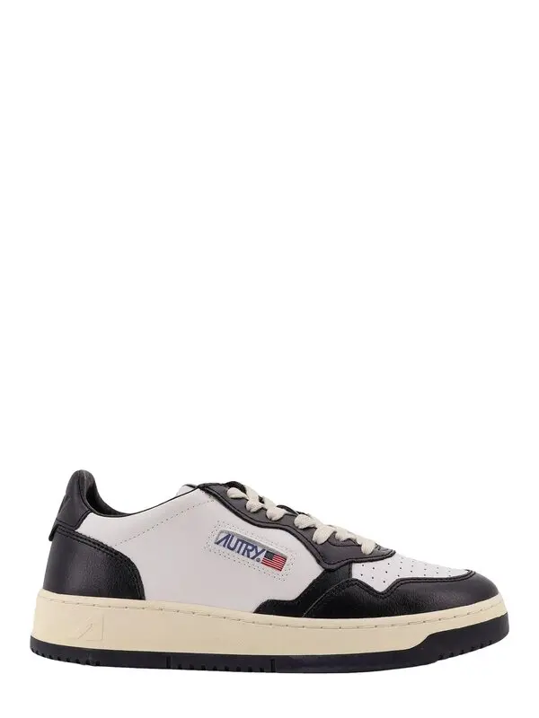 AUTRY Medalist Low Leather Sneakers - White