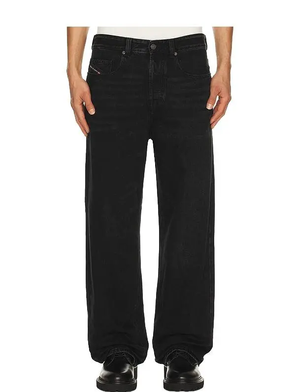DIESEL Relaxed Fit 2001 D-macro Jean - Black