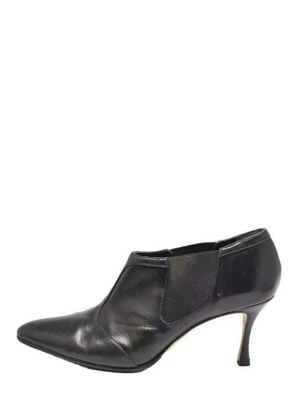 Manolo Blahnik Leather Boots - Black
