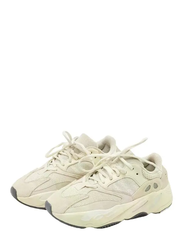Yeezy Boost 700 Mesh Sneakers - Neutrals