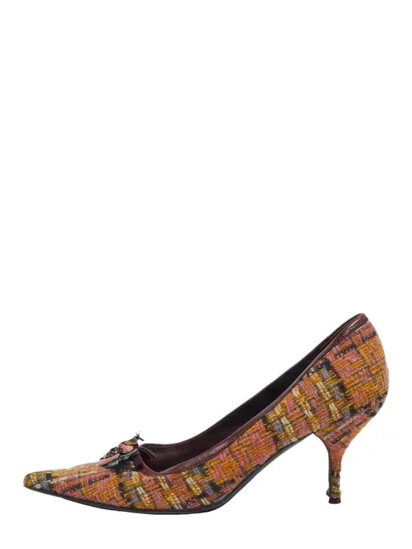 Miu Miu Flower-embellished Pointed Pumps - Orange