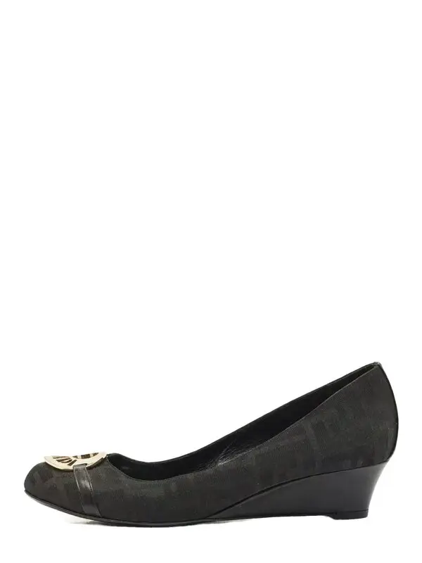 Fendi Round-toe Wedge Pumps - Black