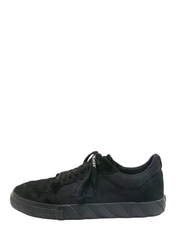 Off-White Vulcanized Low-top Sneakers - Black