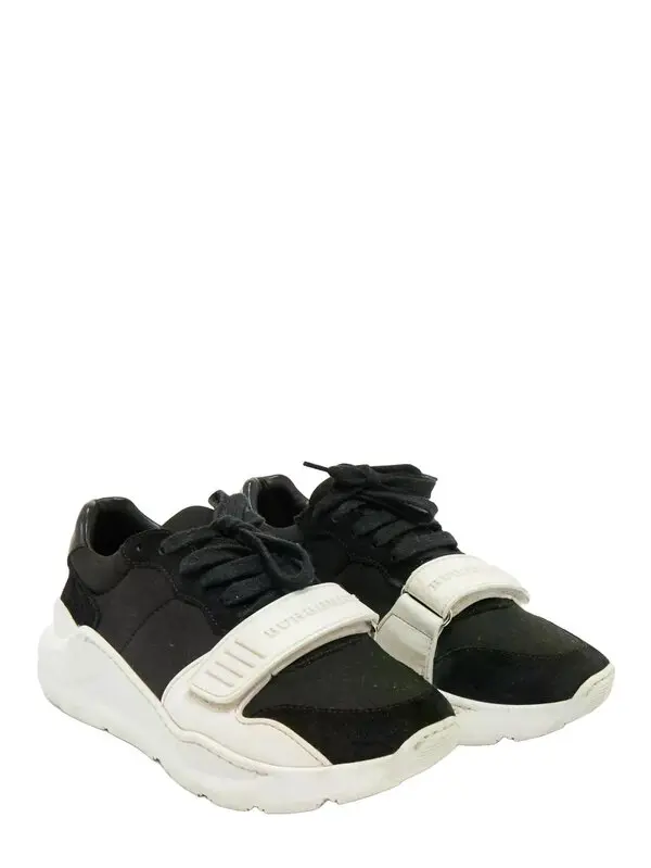 Burberry Ramsey Sneakers - Black