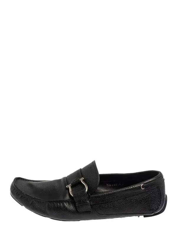 FERRAGAMO Gancio Slip-on Loafers - Black