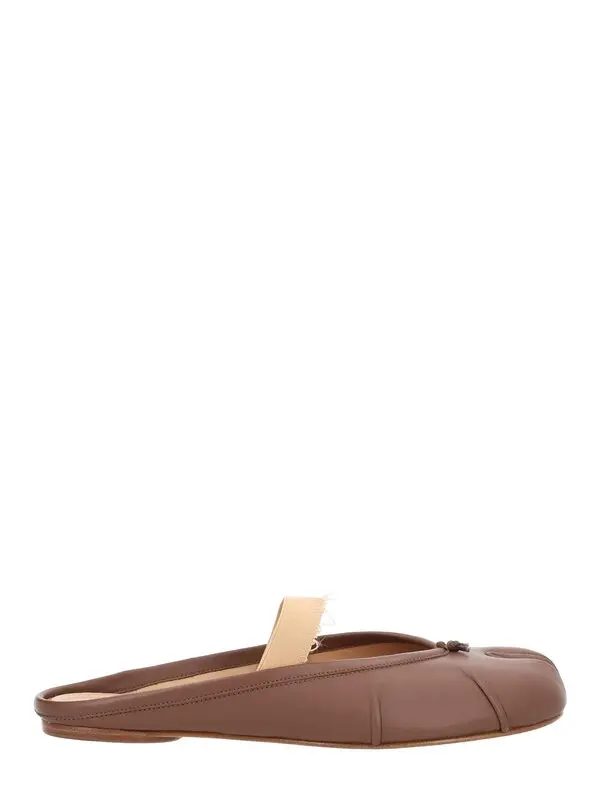MAISON MARGIELA Mule Tabi Shoes - Brown