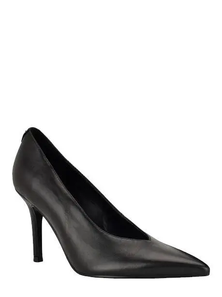 Guess Pointed Toe Pump - Black