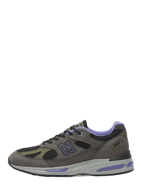 NEW BALANCE 991v2 Sneaker - Grey