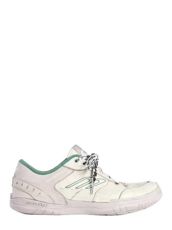 Balenciaga Hamptons Medium Worn-out Sneaker - Beige