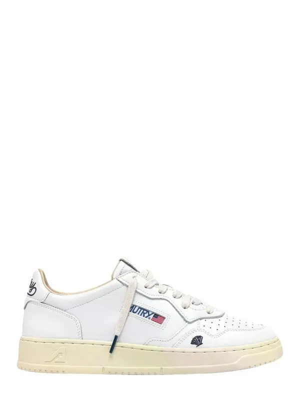 AUTRY Medalist Leather Low-top Sneakers - White