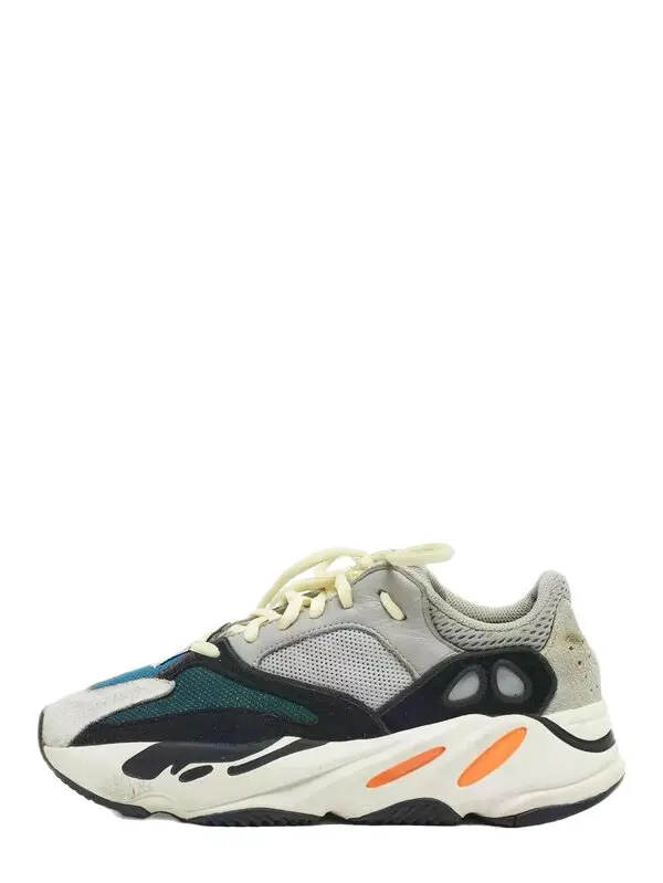 Yeezy Boost 700 Sneakers - Grey
