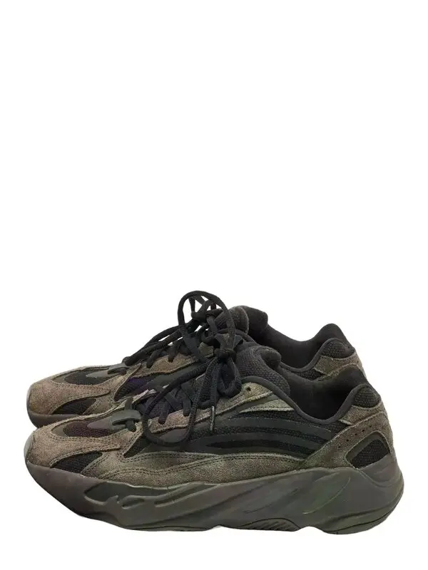 Yeezy Boost 700 Mnvn Sneakers - Black