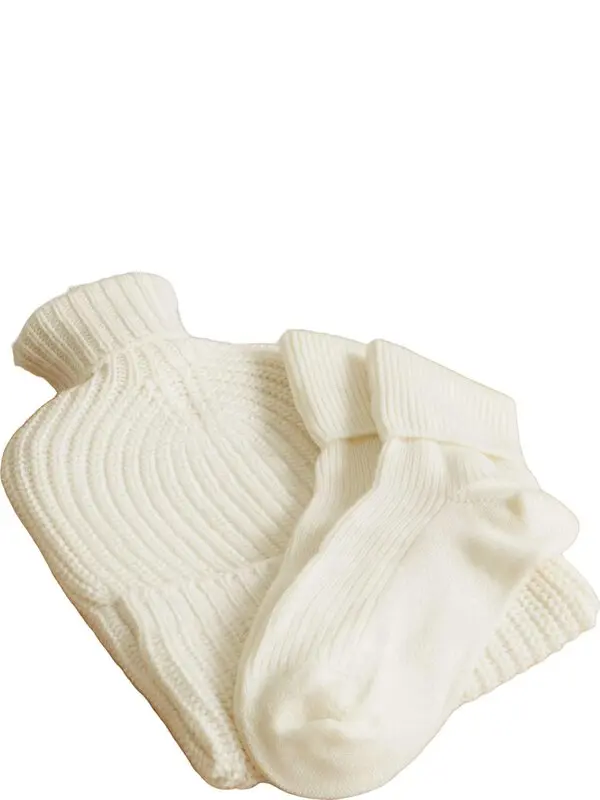 Johnstons Of Elgin Ribbed Cashmere Hot Water Bottle Cover And Socks Set - Ivory