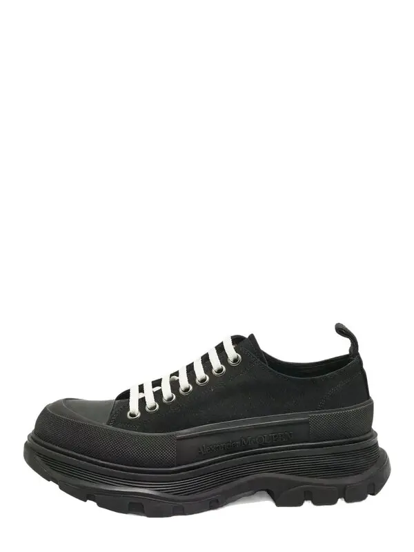 Alexander McQueen Chunky-sole Sneakers - Black