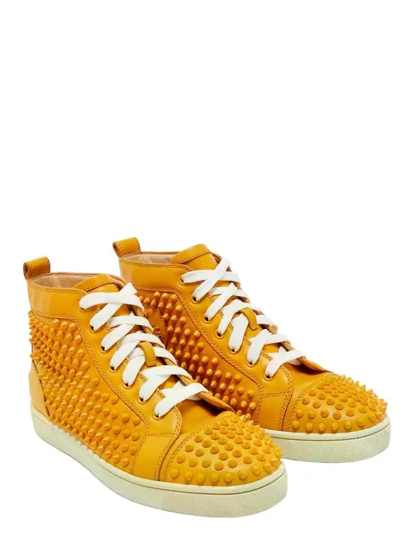 CHRISTIAN LOUBOUTIN Louis Spikes Sneakers - Yellow