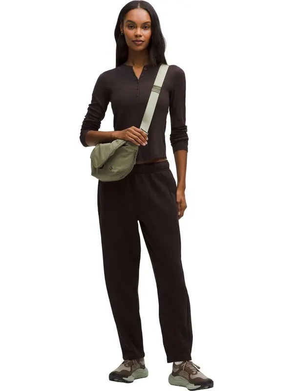 Lululemon Curved Crossbody Bag 3l - Bay Leaf