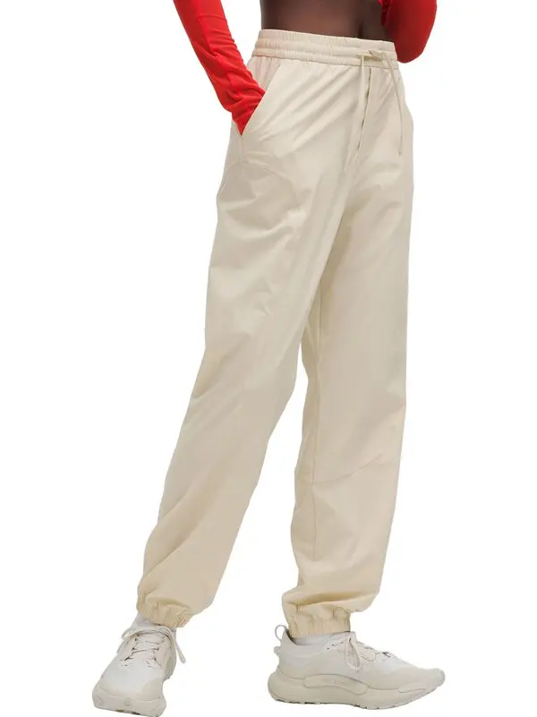 Lululemon Lightweight Woven Jogger - Natural Ivory