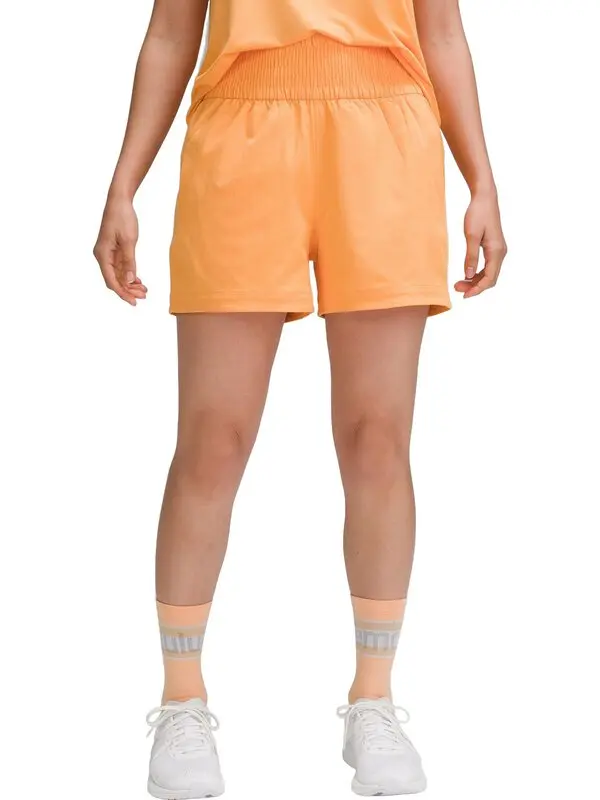 Lululemon Lightweight Relaxed-fit High-rise 3.5" Shorts - Mango Dream