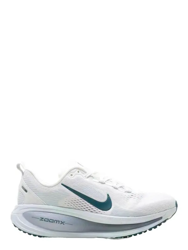 Nike Vomero 18 Sneakers - White
