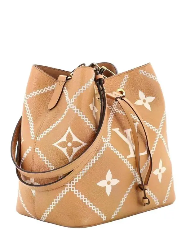 LOUIS VUITTON Néonoe Mm Bucket Bag Monogram Empreinte Giant Broderies - Neutrals