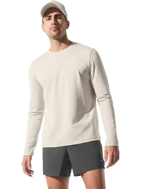 Alo Yoga Conquer Reform Crewneck Long Sleeve Top - Bone