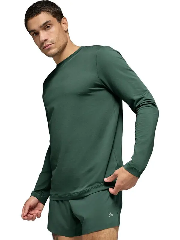 Alo Yoga Conquer Reform Crewneck Long Sleeve Top - Clover Green