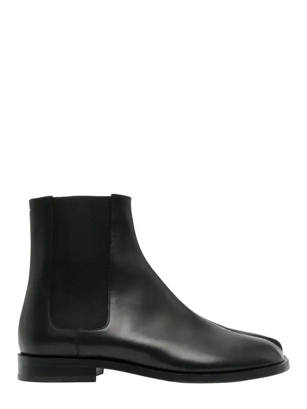 MAISON MARGIELA Tabi Chelsea Boot - Black
