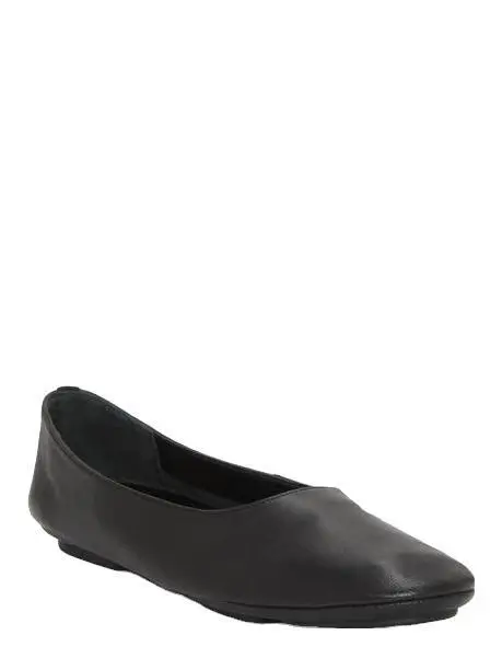 Vince Camuto Catisha Ballet Flat - Black