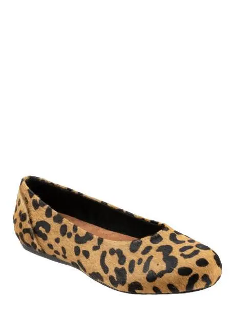 Softwalk Sonoma Calf Hair Flat - Tan Leopard