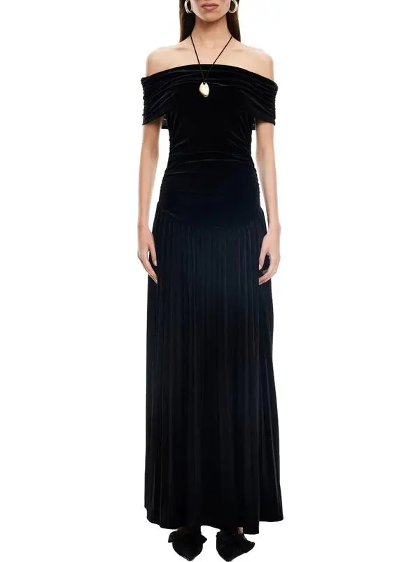 Lioness Off-the-shoulder Velvet Maxi Dress - Noir