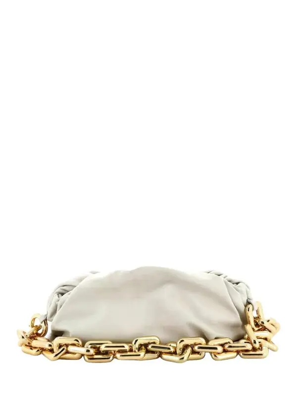 Bottega Veneta The Chain Pouch Leather Shoulder Bag - Neutrals