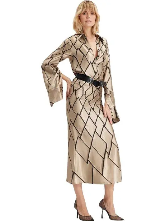 THEO THE LABEL Burnout Boyfriend Shirt - Sand