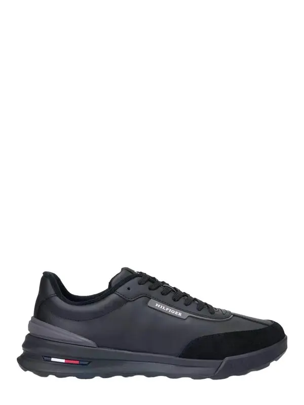Tommy Hilfiger Logo-plaque Lace-up Sneakers - Black
