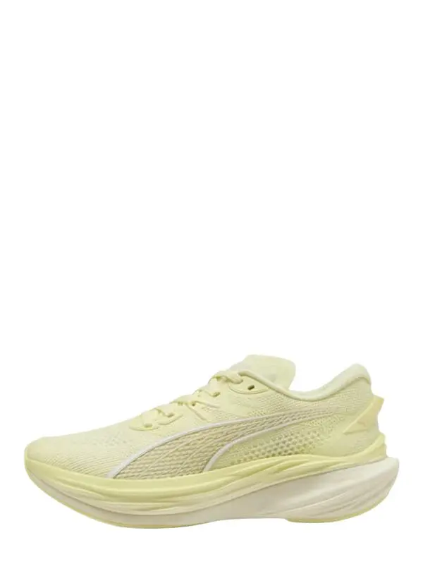 PUMA Deviate Nitro 3 Sneakers - Cream