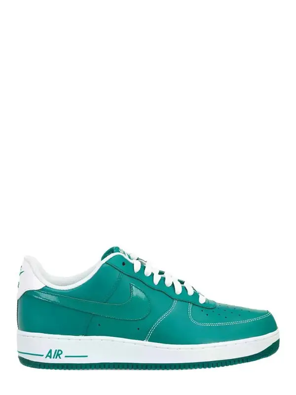 Nike Air Force 1 Low-top Sneakers - Green