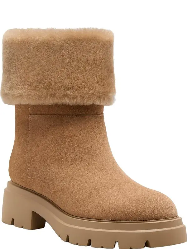 STUART WEITZMAN Hudson Shearling Cuff Bootie - New Camel