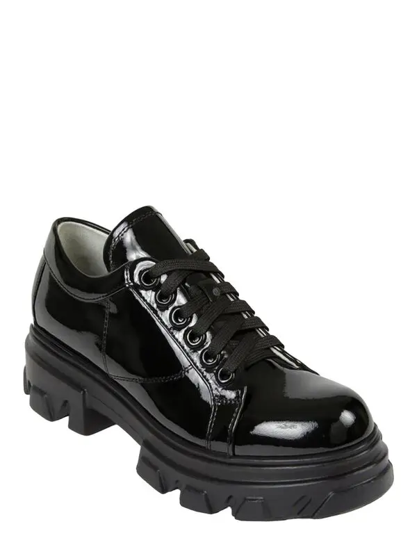 URBNKICKS Leather Sneakers - Black