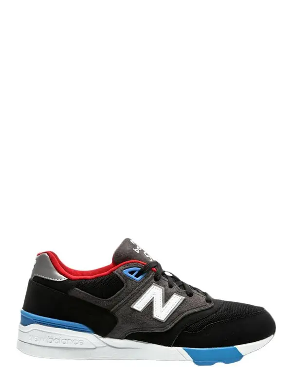 NEW BALANCE 597 Sneakers - Black