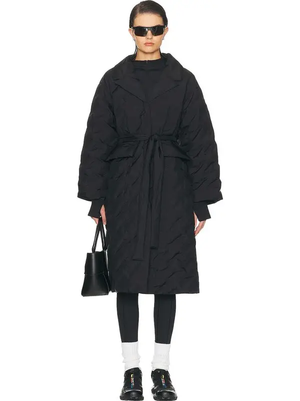 Nike Puffer Coat - Black & Sail
