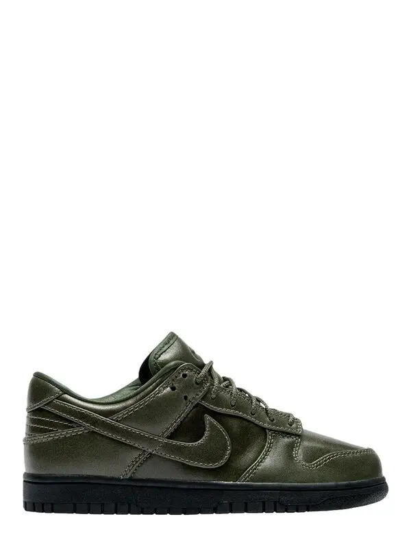 Nike Dunk Low Retro Premium Qs - Green