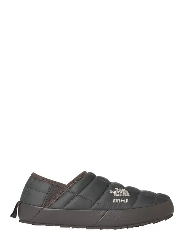 The North Face X Skims Thermoball Traction V Mule - Sk Gunmetal