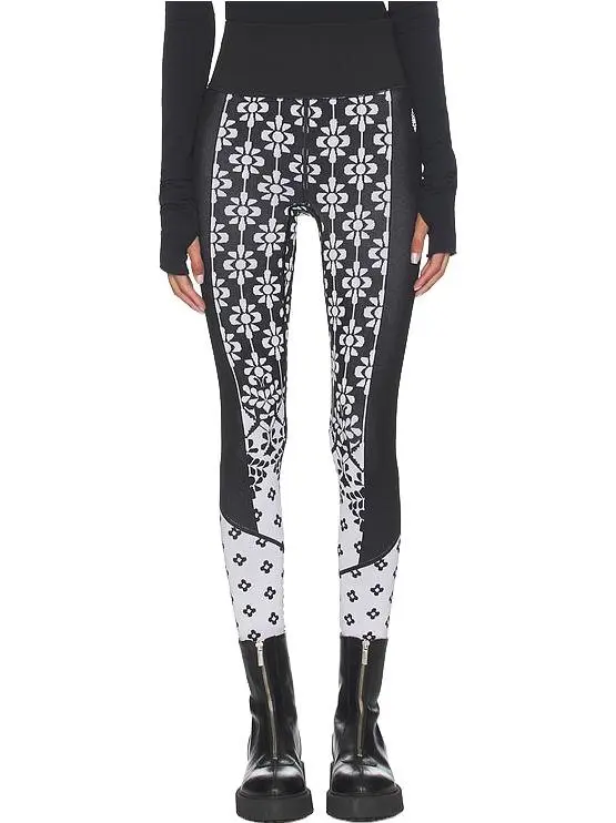 Free People Myoko Legging In Black,white - Onyx