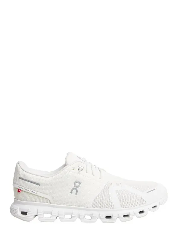 On Cloud 6 Trainers - White