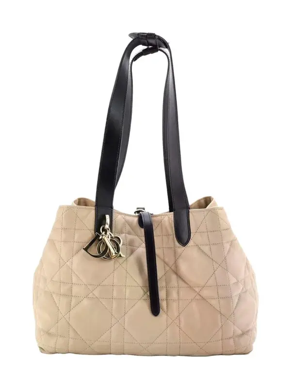 Dior Toujours Macrocannage Quilt Calfskin Medium Tote Bag - Neutrals