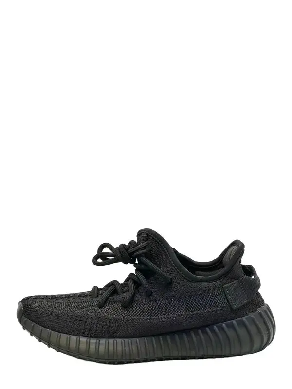 Yeezy Boost 350 V2 Sneakers - Black